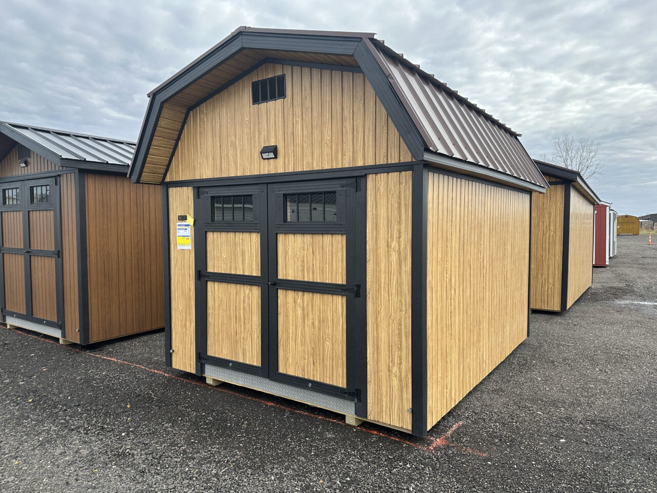 Gable Window | 10x12 Executive Barn | Brown Metal Roof