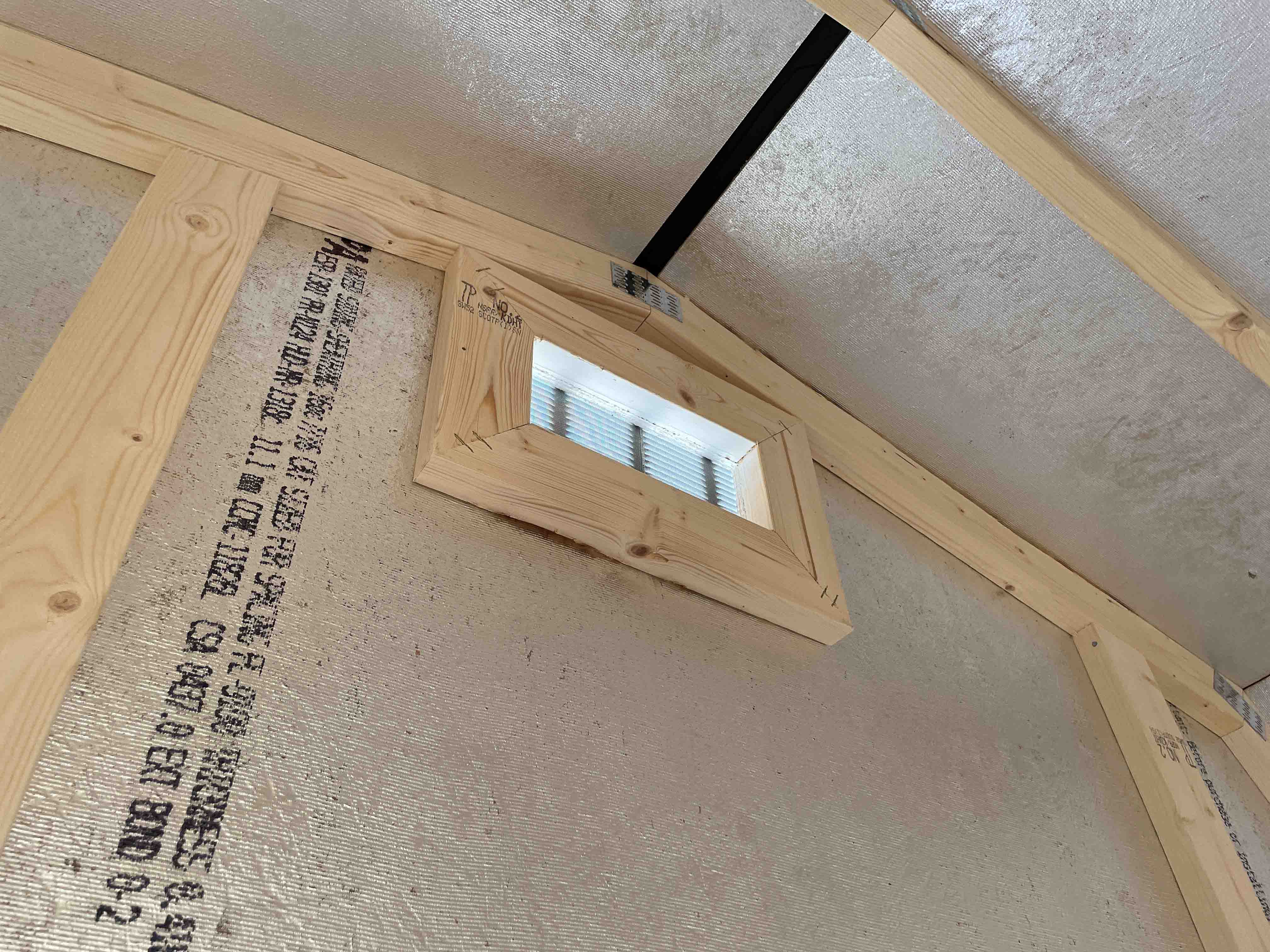 White Barn | 10x12 Executive Painted Barn