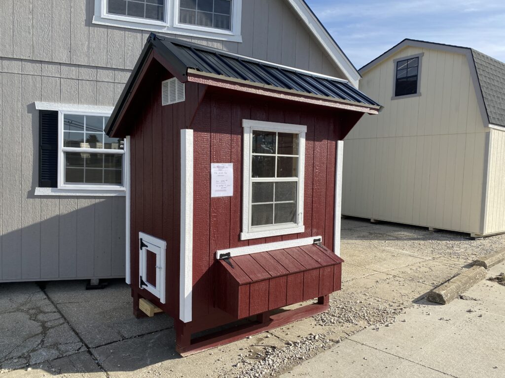 4x6 Chicken Coop (Dark Red) | Hartville Outdoor Products
