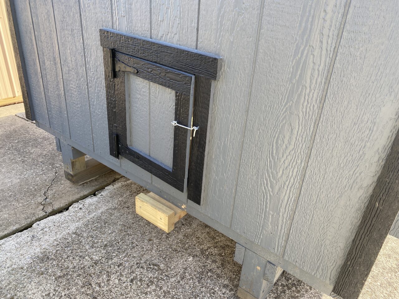 6x8 Chicken Coop (Blue) - Hartville Outdoor Products