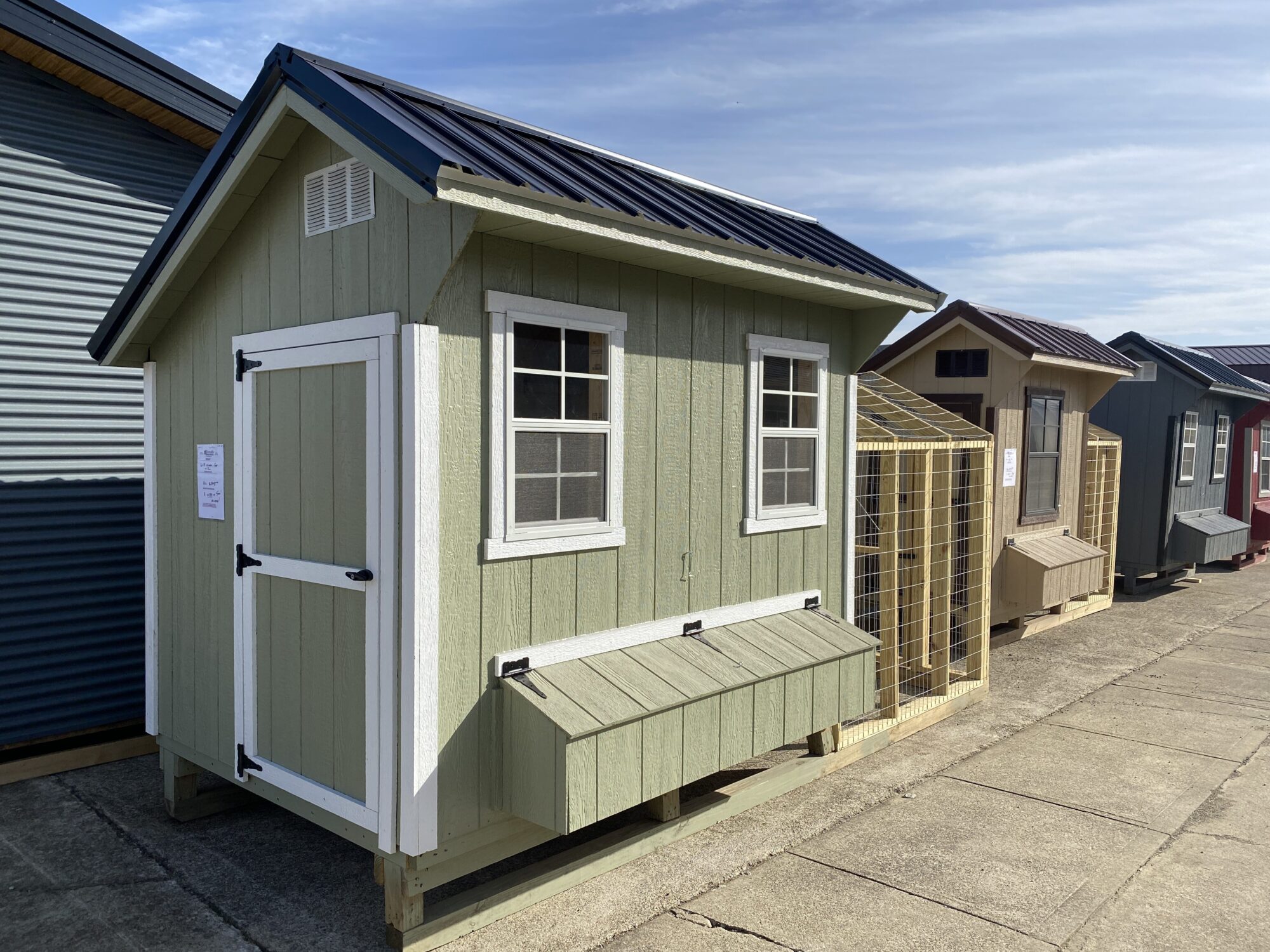 6x8 Chicken Coop with Run - Hartville Outdoor Products