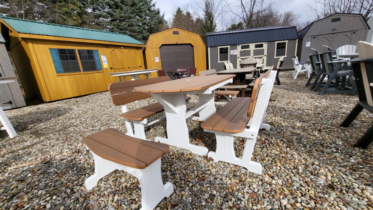 HOP Outdoor Dining Table Set With Benches | Hartville