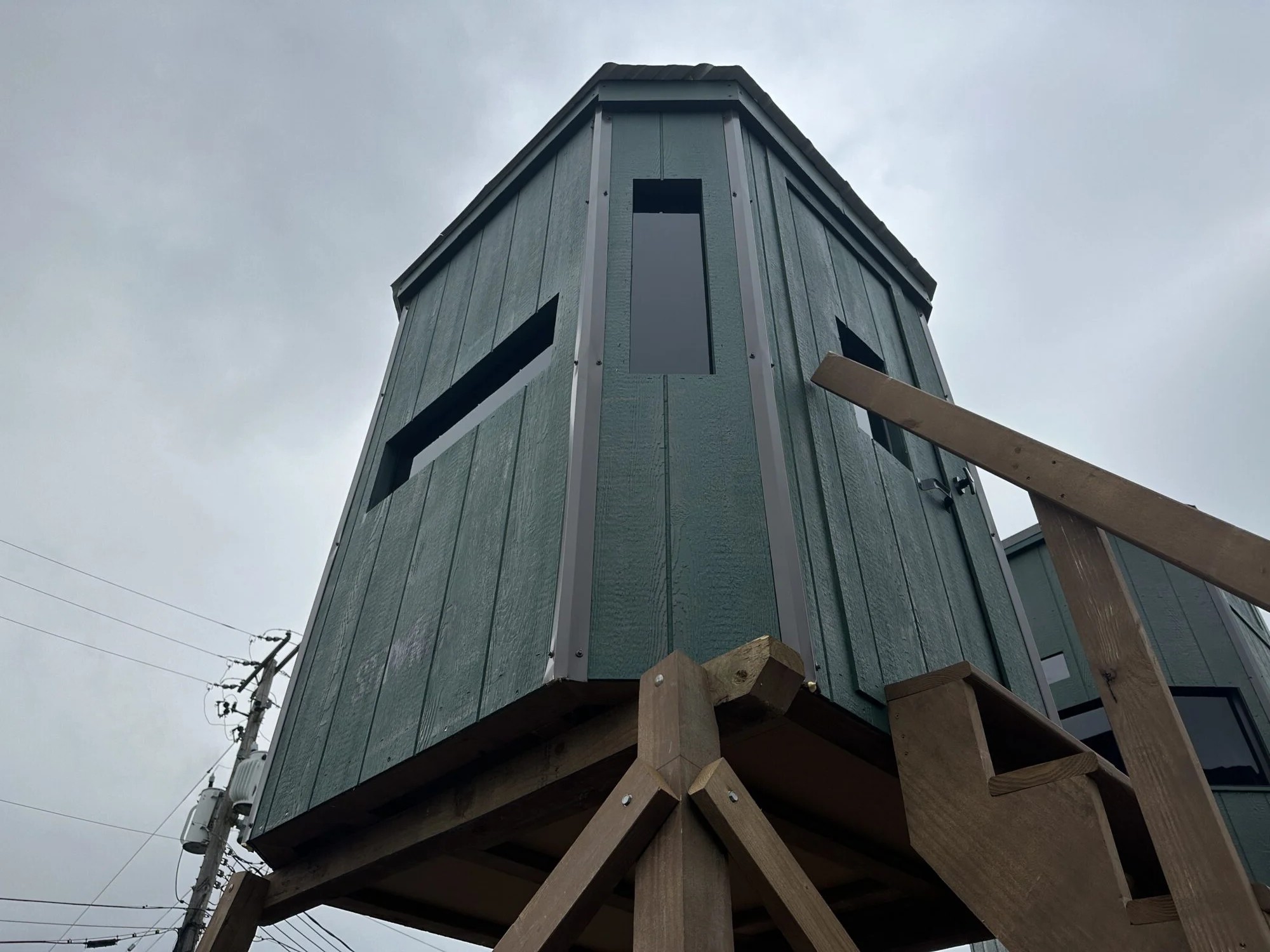 Hunt Tree Stand | 6x6 Archery Blind 8' Stand