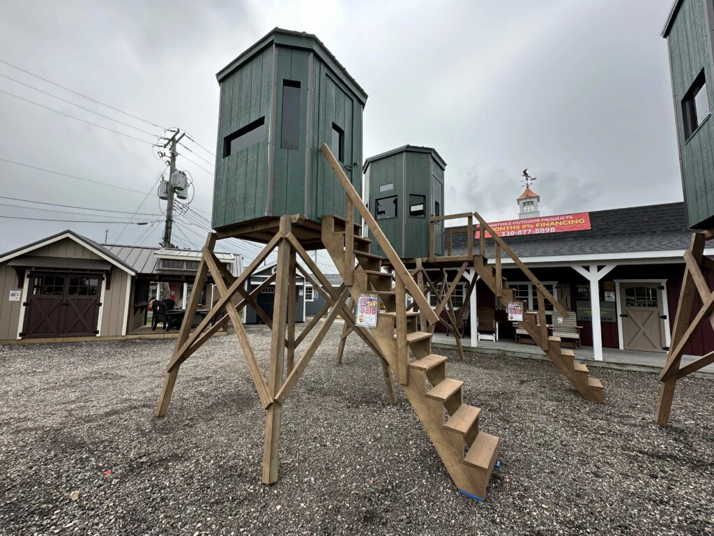 Hunt Tree Stand | 6x6 Archery Blind 8' Stand
